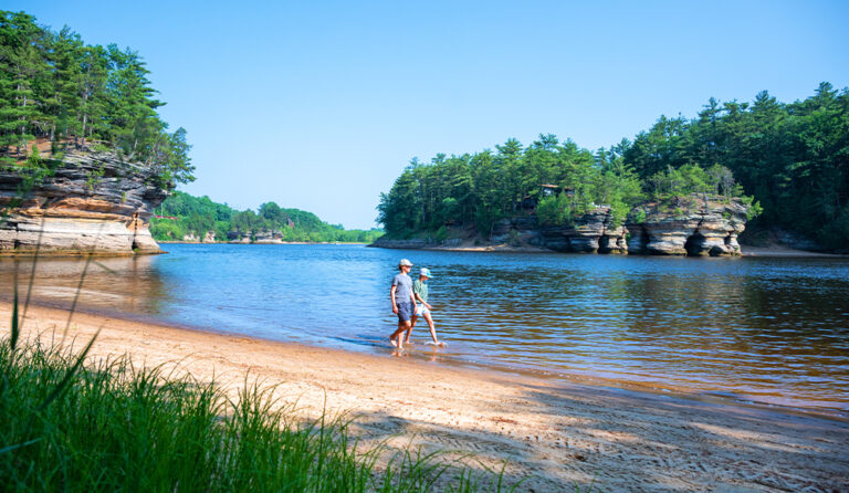 Top Hiking Trails in the Dells - Land of Natura